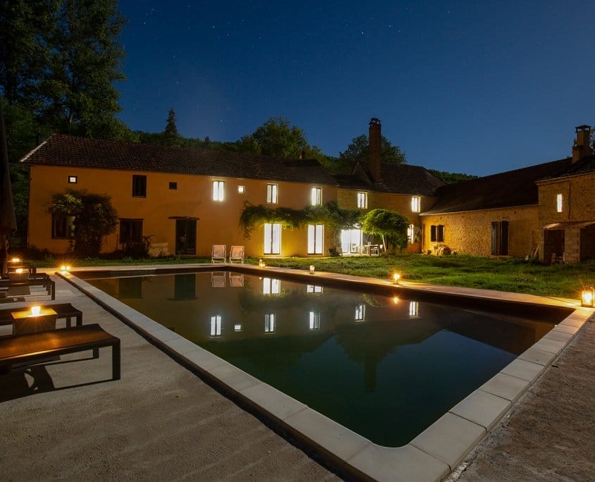 The Fontalbe Gite features a wonderful heated swimming pool